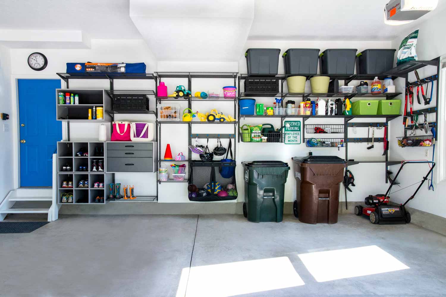 20 Bright Garage Storage Solutions For Your Home Garage Storage